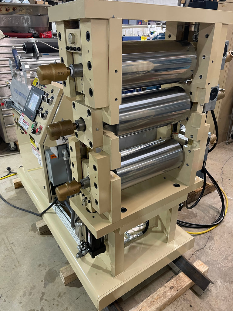 3 Roll Extrusion Sheet Stand - Production – Automated Manufacturing Systems